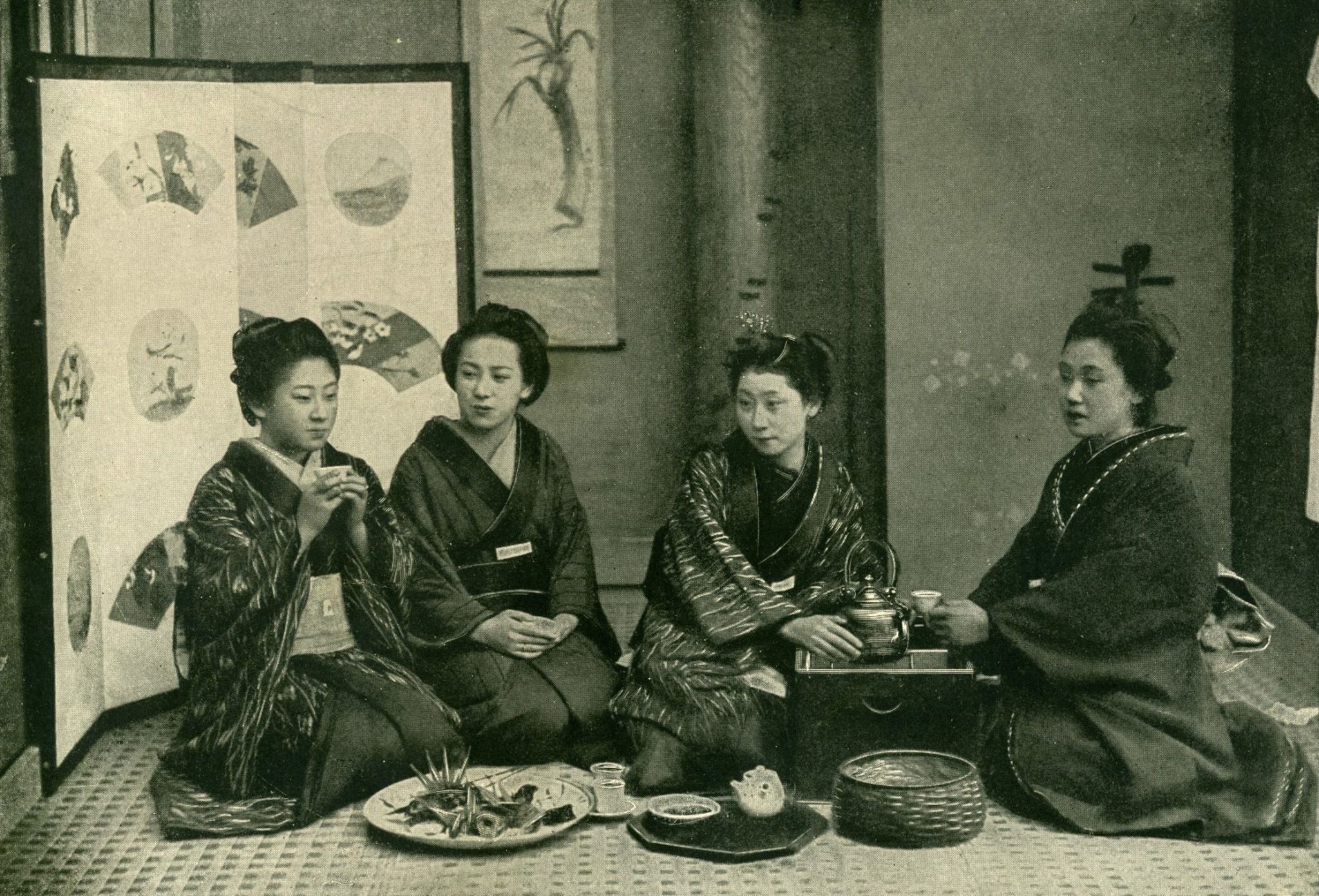 Women's Rights & Roles in Ancient Japanese Society - todozoo
